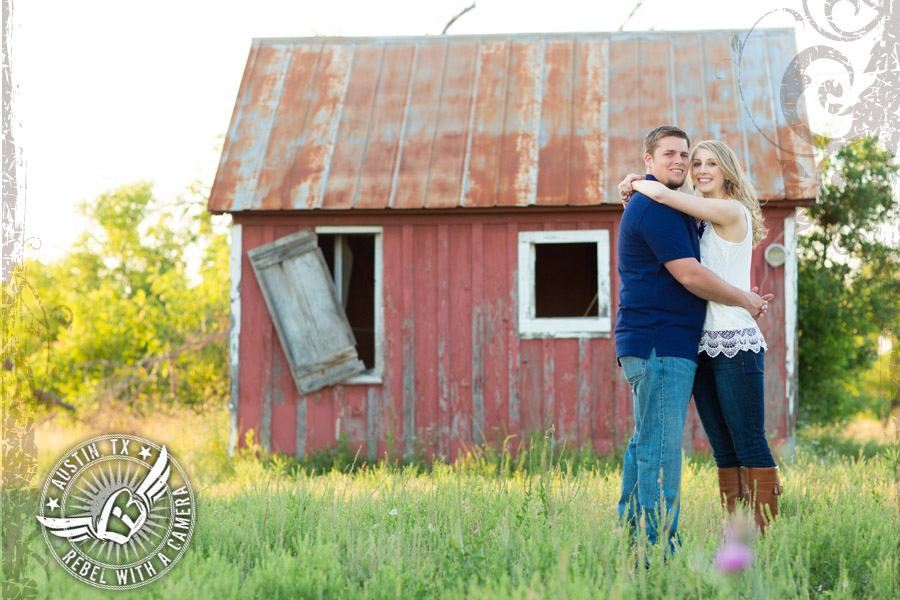 Engagement Portraits - Austin Senior Portrait Photographer